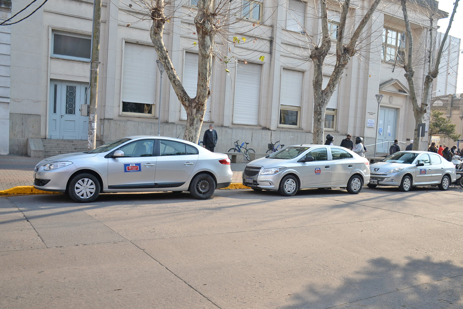Nueva parada de taxis en el centro de la ciudad | Municipalidad del ...
